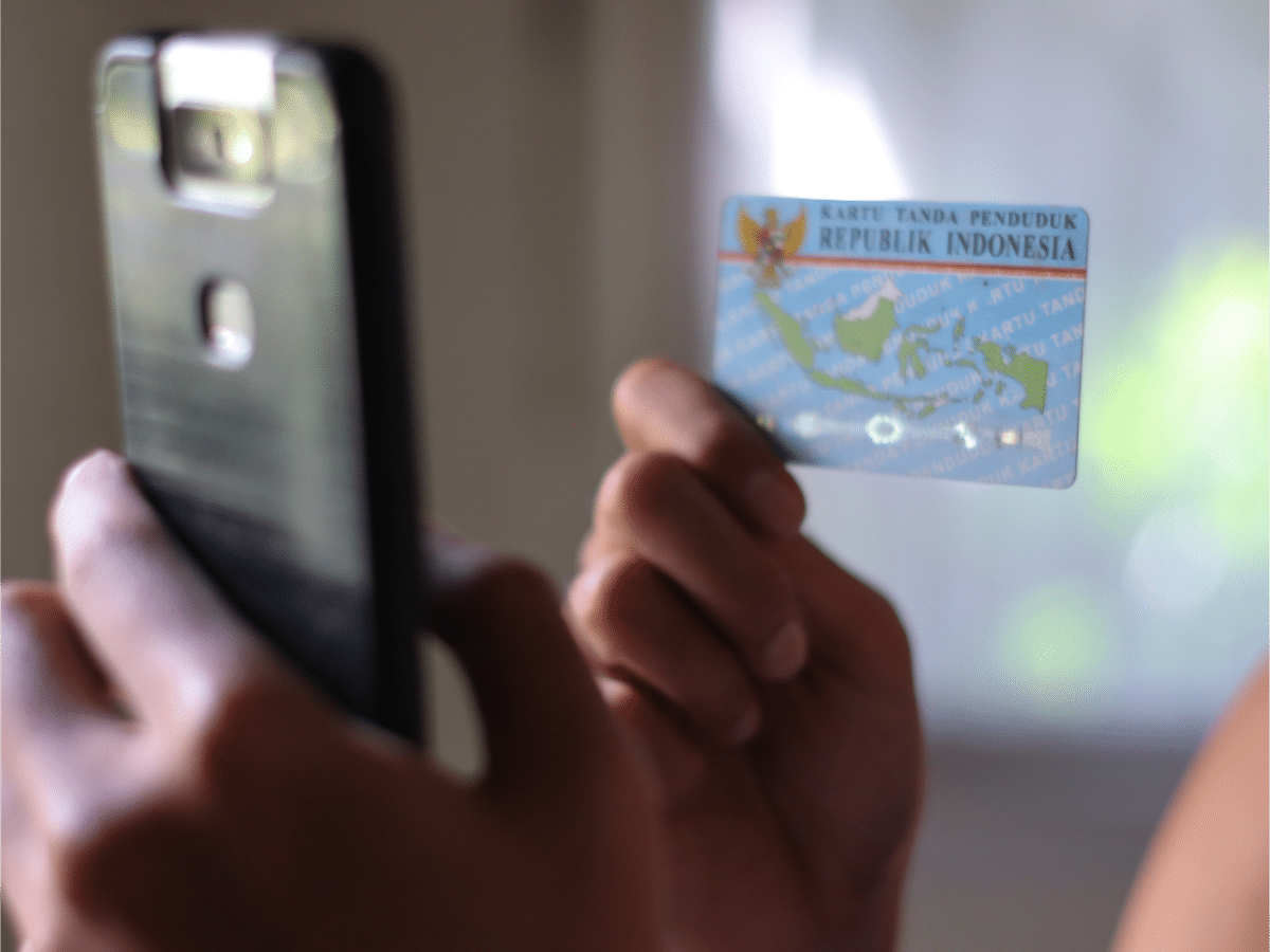 iProov Biometric Solutions Suite - Authentication | iProov iProov Biometric Solutions Suite - Authentication | iProov